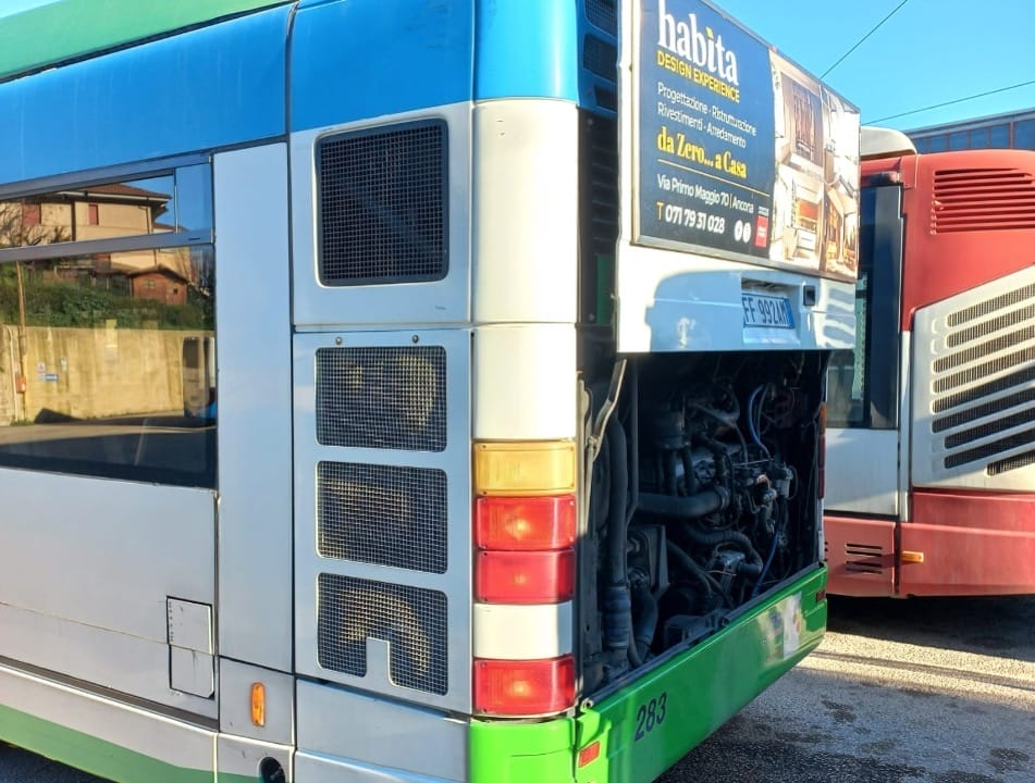 Presunto incendio del bus al Viale della Vittoria, le precisazioni del ...